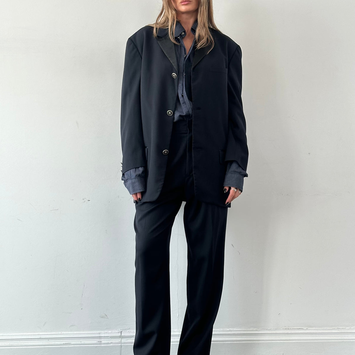 Versace Versus Pure Wool Medusa Tuxedo Suit - 40R/W32 | SYLK